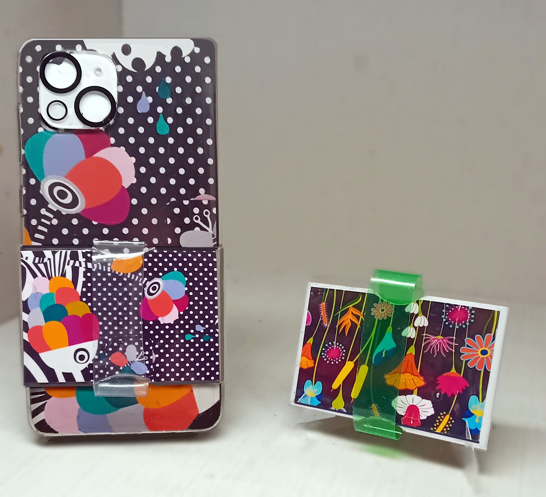 CLIPS-TIK – The benefit of phone grips